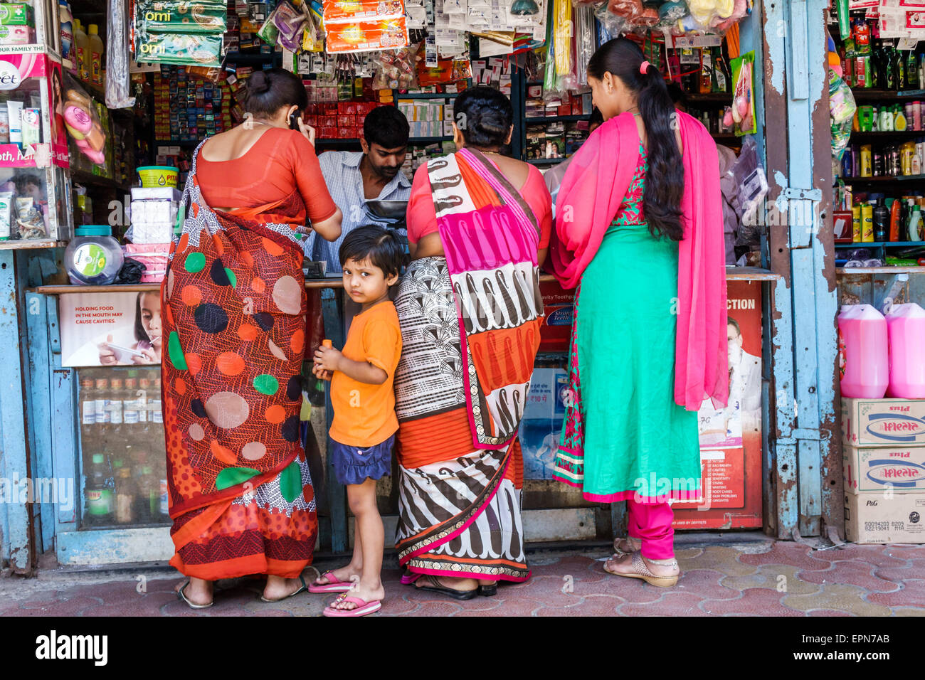 Female kids children wearing sari hi-res stock photography and images ...