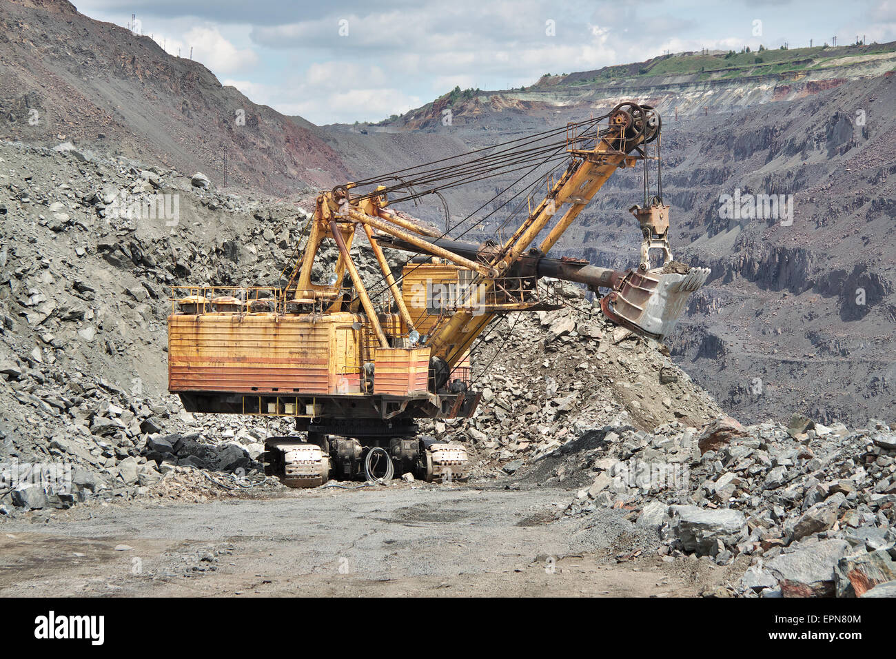 Mine excavator hi-res stock photography and images - Alamy