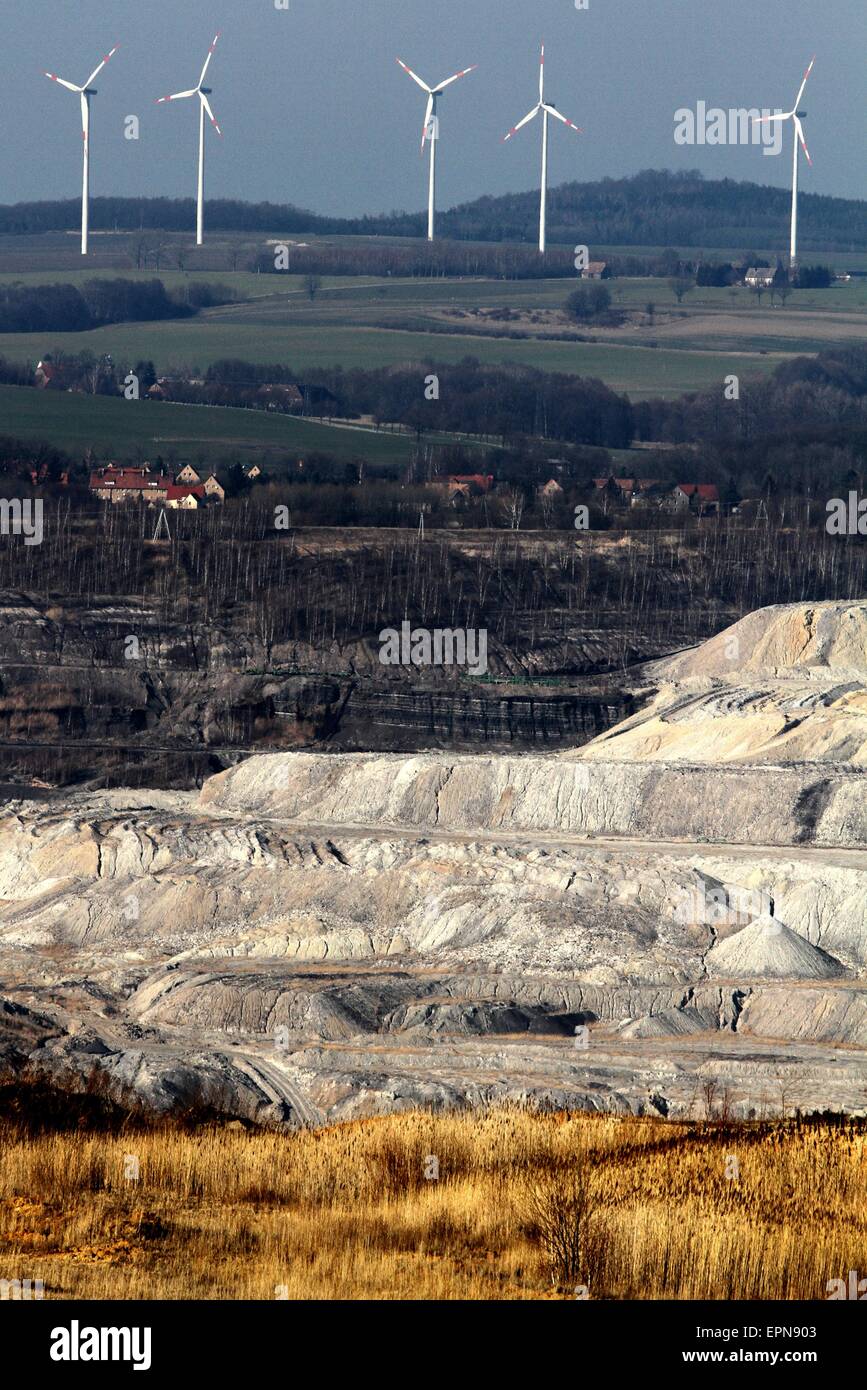 brown coal mining Stock Photo - Alamy