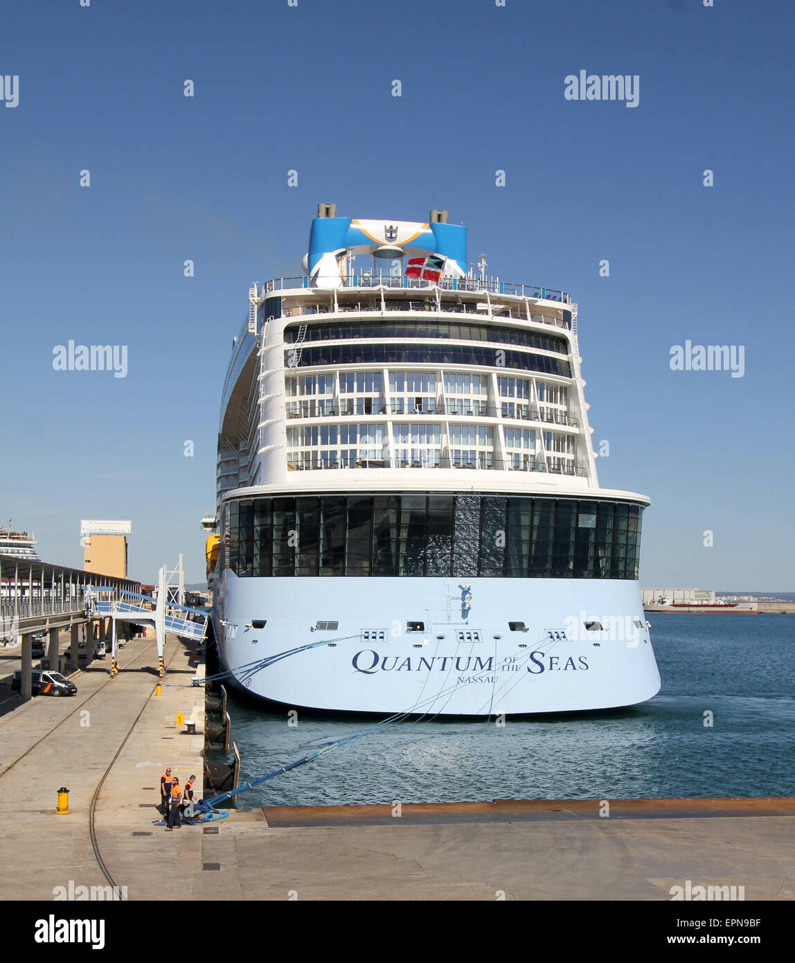 Mega Cruise ship “QUANTUM OF THE SEAS” ( 347.08 mtrs long - launched in ...