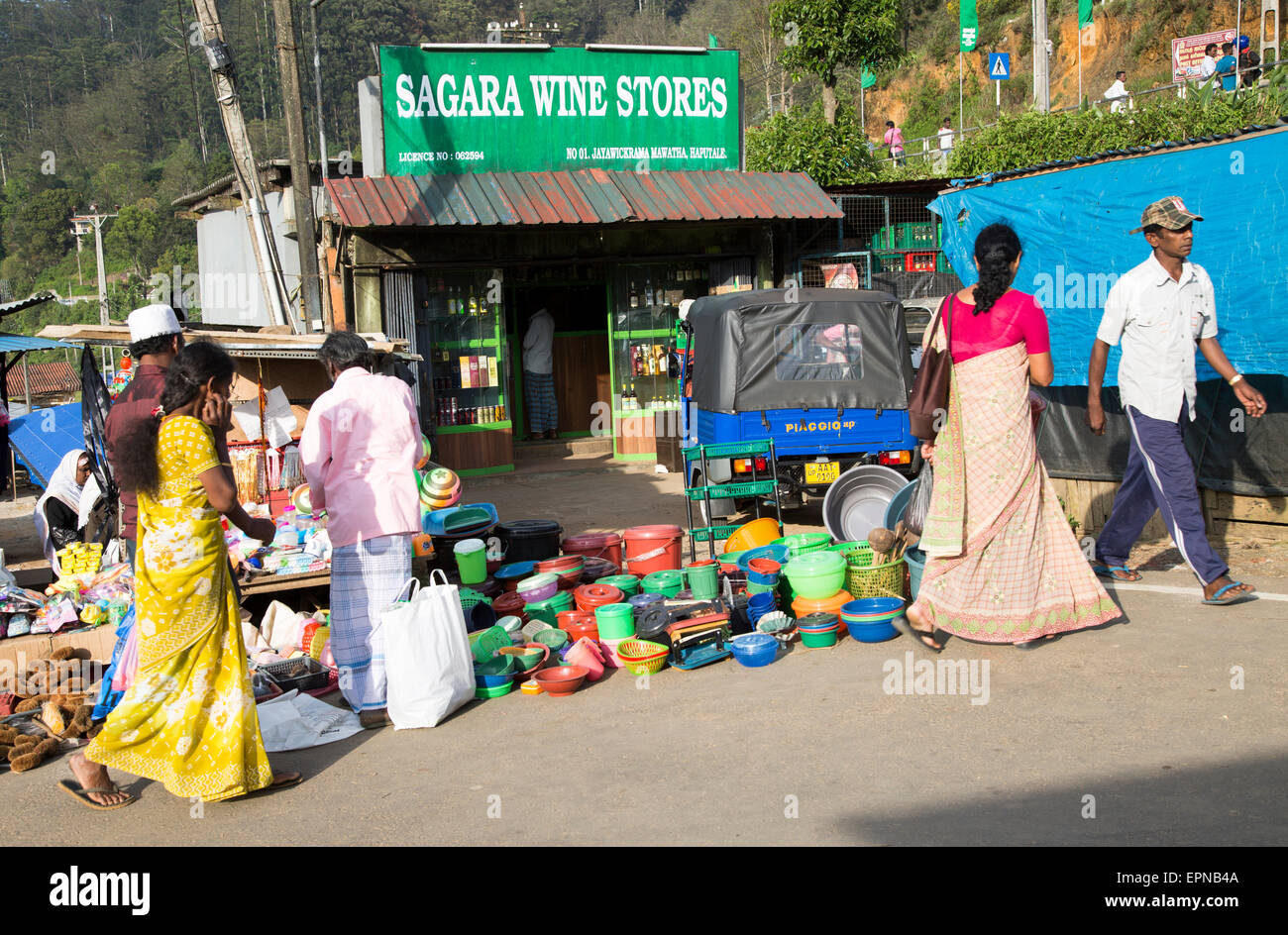 Market place in the town of Haputale, Badulla District, Uva Province ...