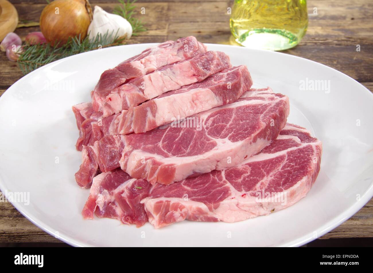 Red meat beef chuck steak hi-res stock photography and images - Alamy