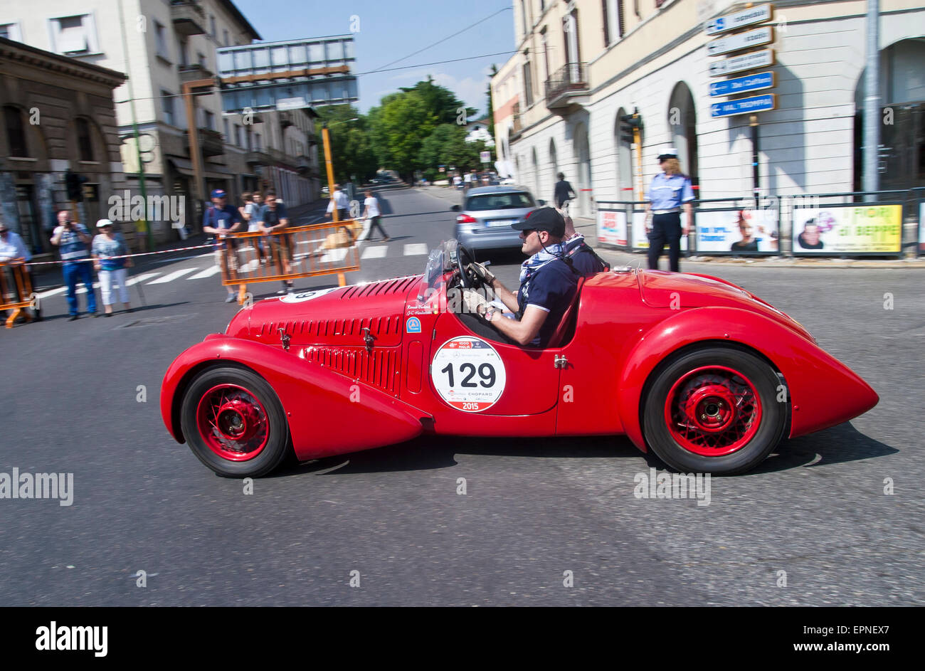 Vintage classic car 1937 hi-res stock photography and images - Alamy