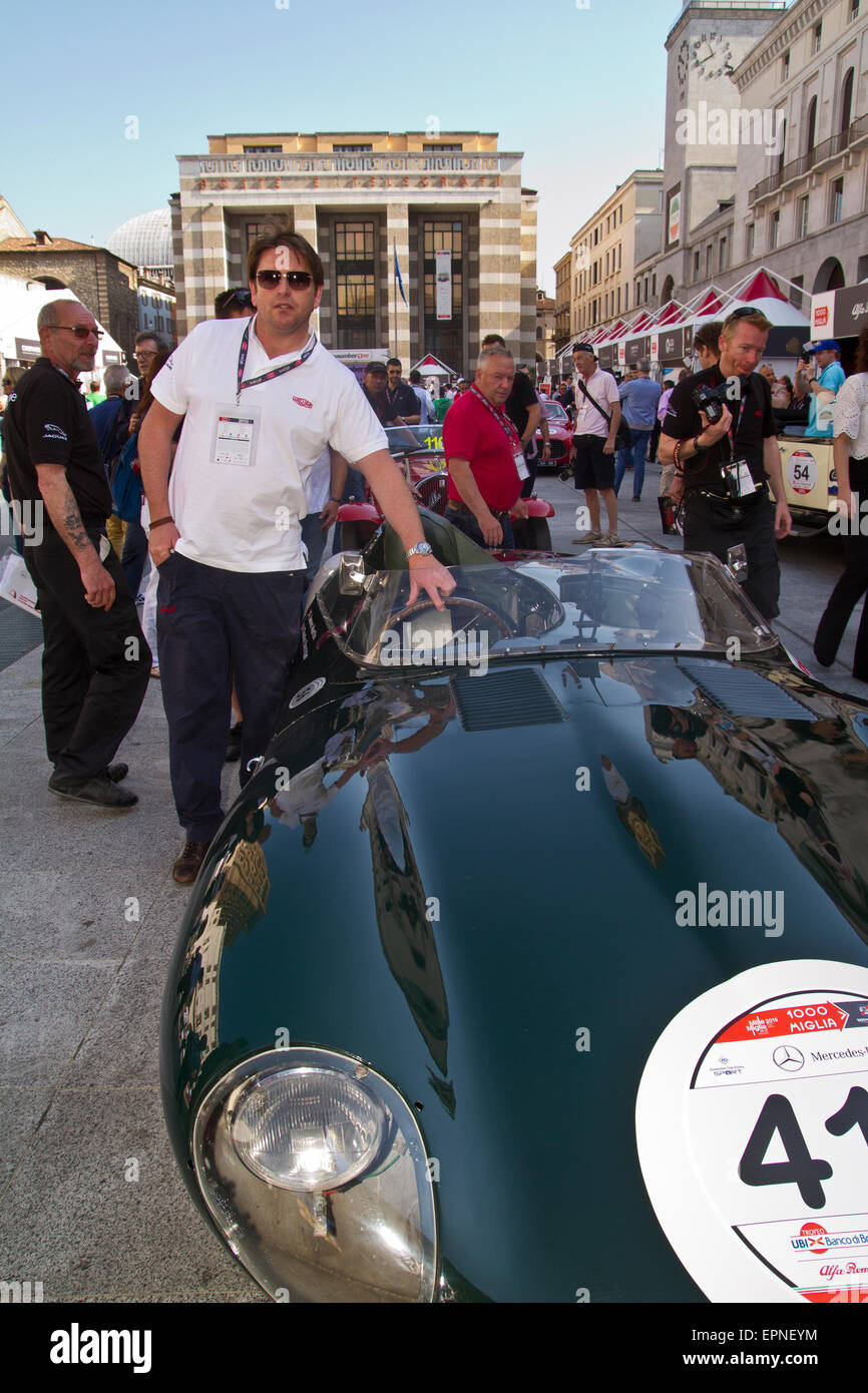 Contestants in Piazza Vittoria for the start of the classic Italian ...