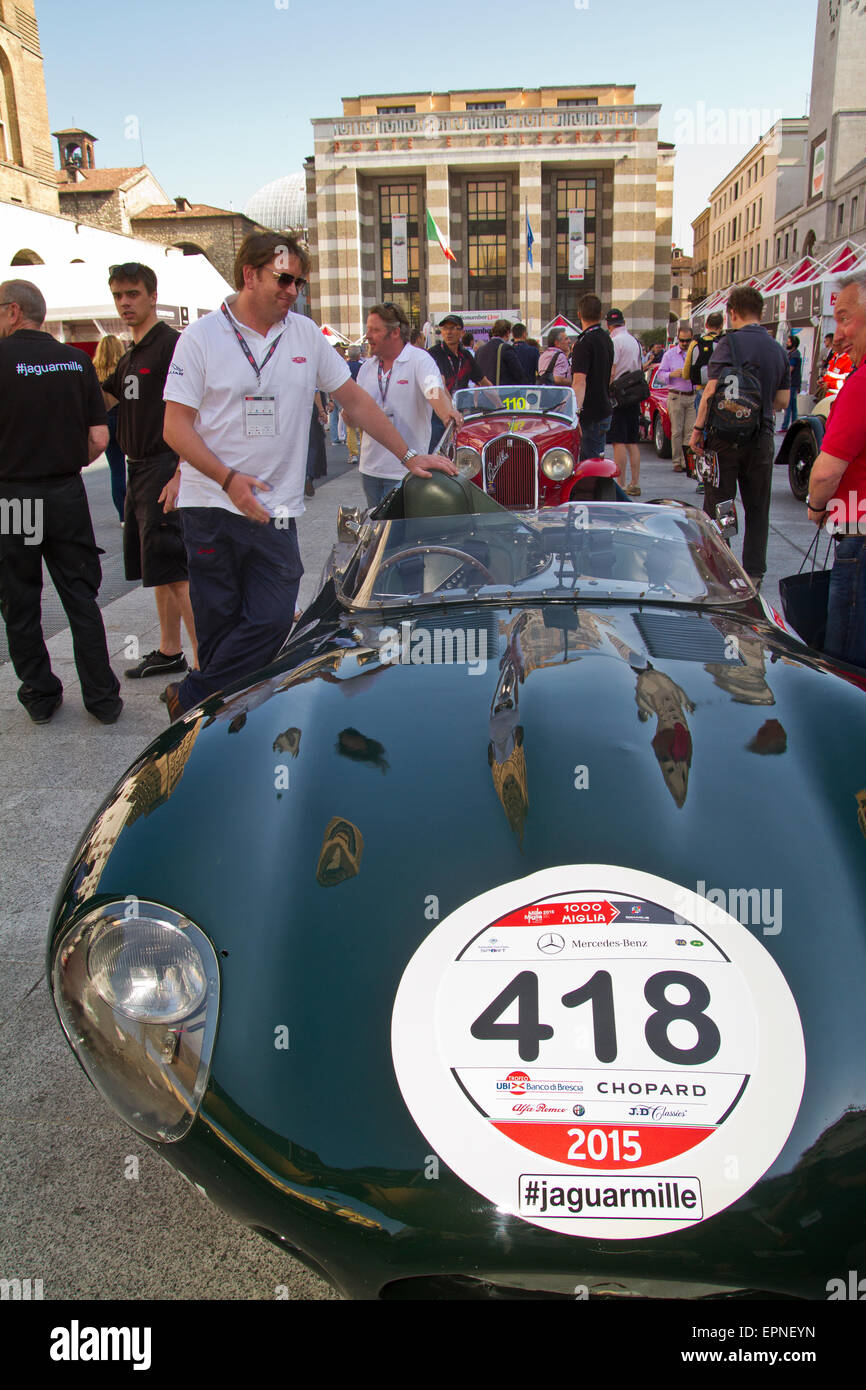 Contestants in Piazza Vittoria for the start of the classic Italian ...