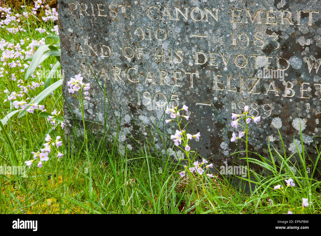 Holy gravestone hi-res stock photography and images - Alamy
