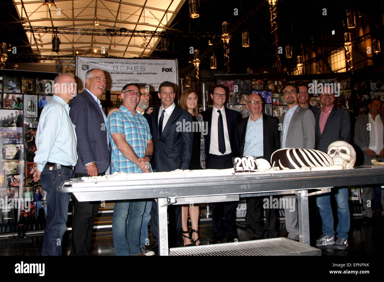 The cast and crew of FOX's hit show 'Bones' celebrate production of ...