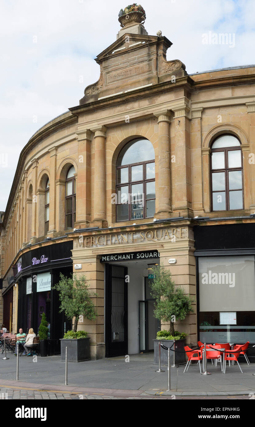 Merchant square hi-res stock photography and images - Alamy