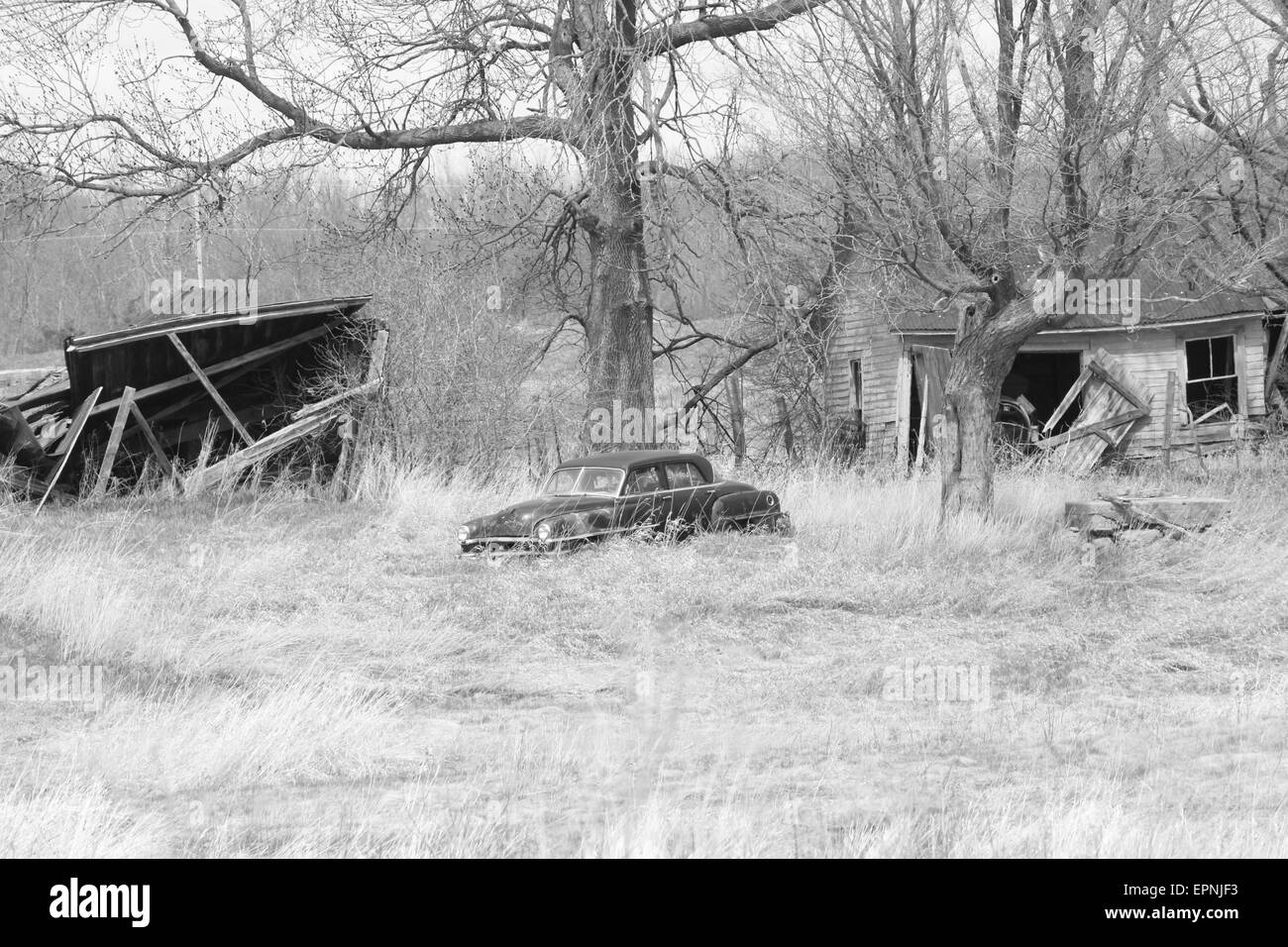 Old rusting car hi-res stock photography and images - Alamy