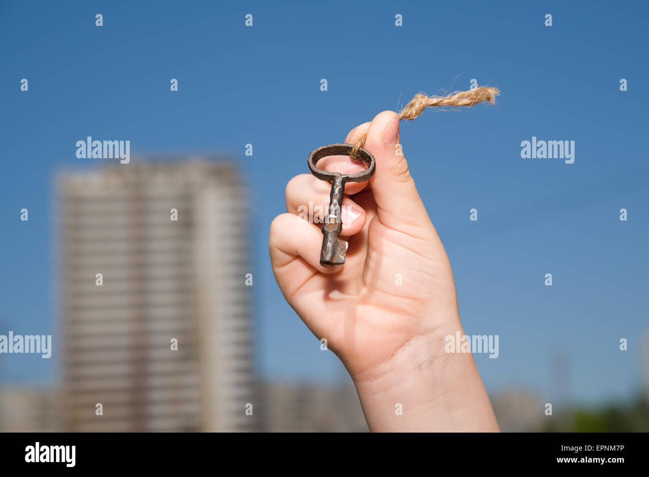 Hand holding pack hi-res stock photography and images - Alamy