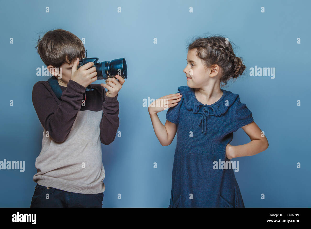 Teen boy photography camera hi-res stock photography and images - Alamy