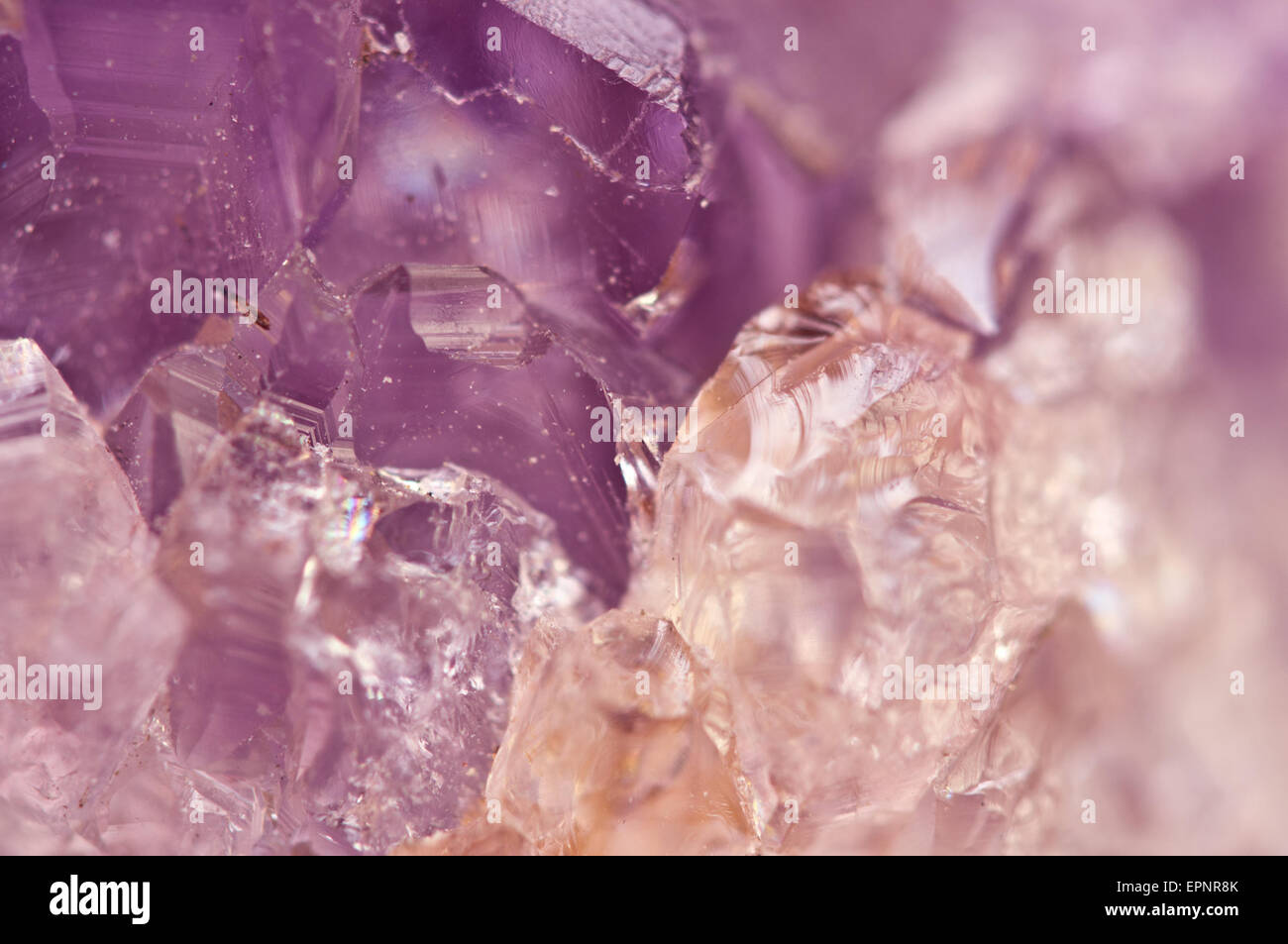 Quartz sio2 crystal structure hi-res stock photography and images - Alamy