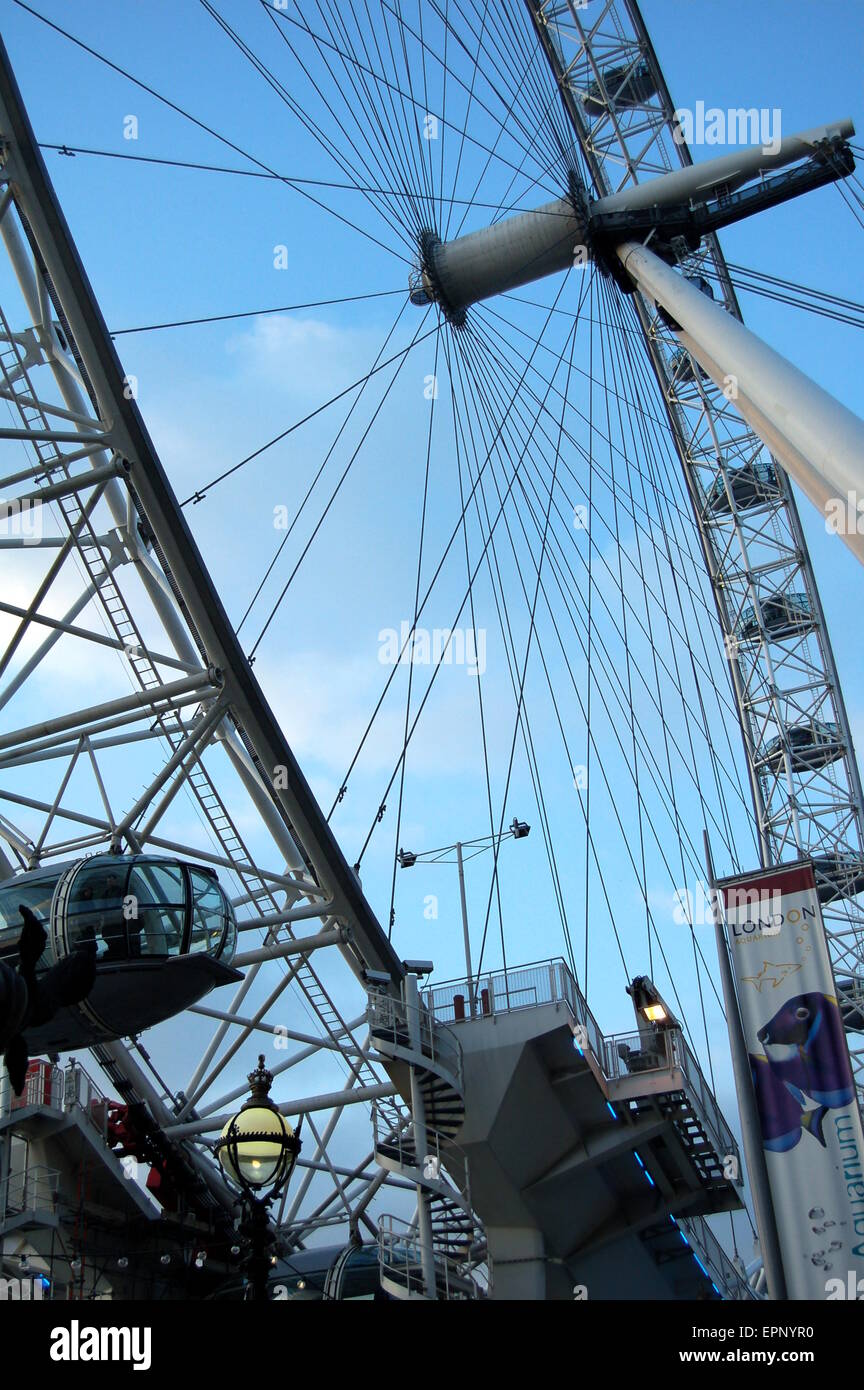 A view of the London Eye taken from immediately below it Stock Photo ...