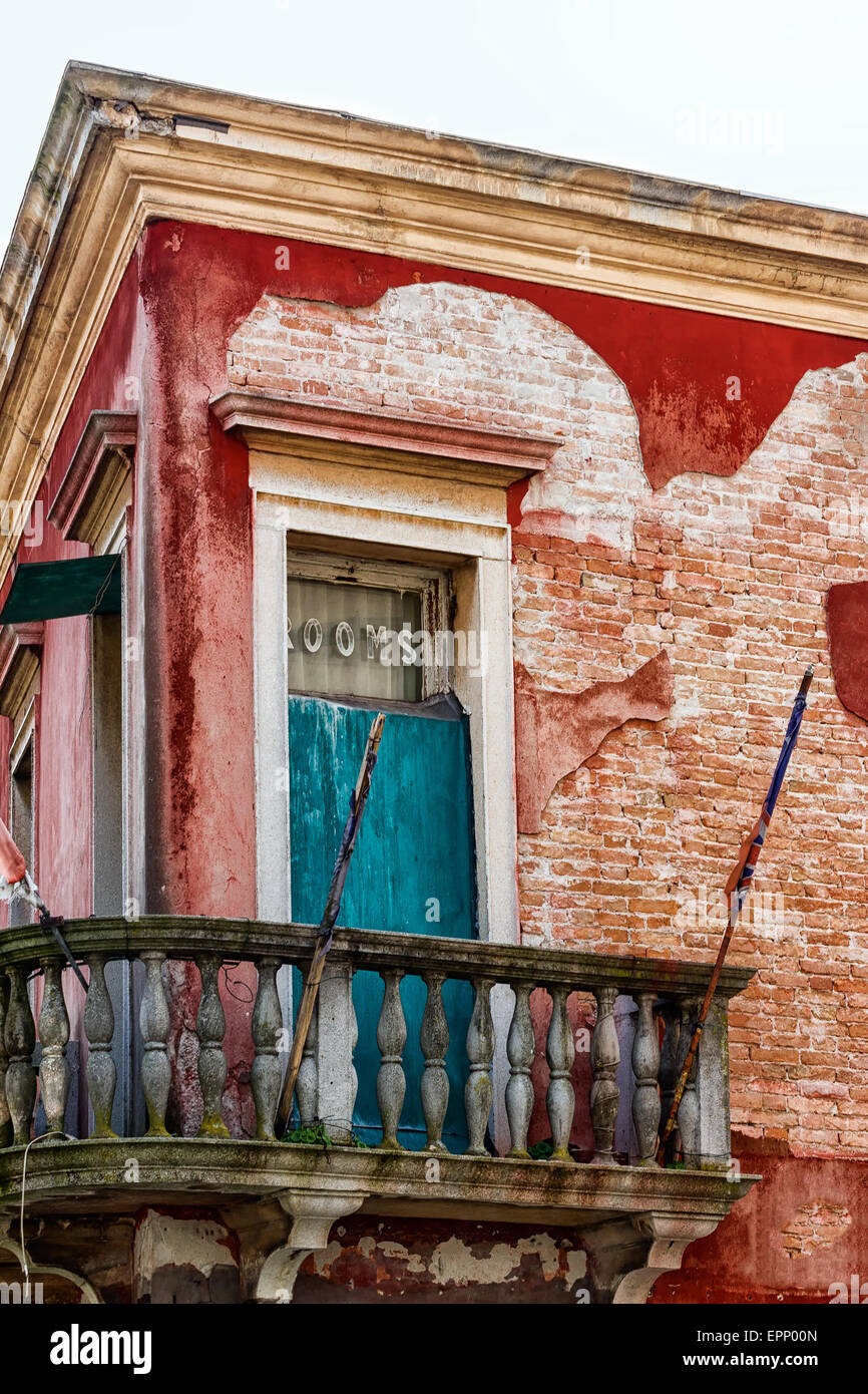 Vintage image of an urban scene of venice hi-res stock photography and ...