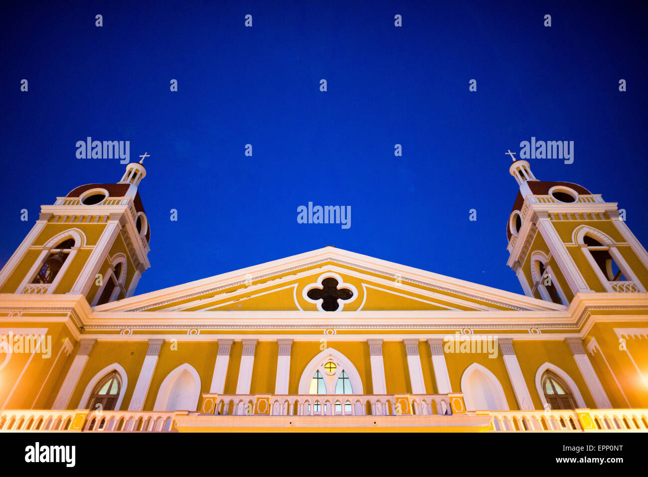 Cathedral Of Granada Parque Central Granada Nicaragua // GRANADA ...