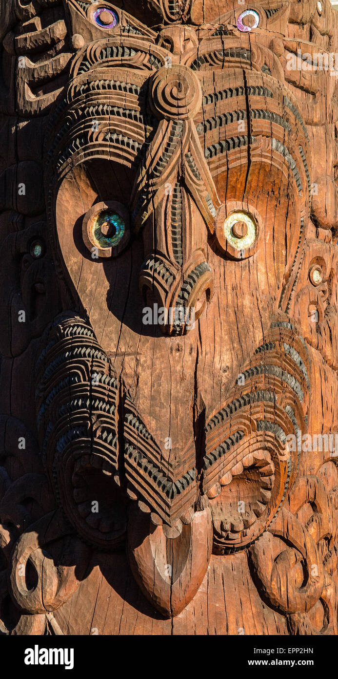 Maori masks hi-res stock photography and images - Alamy