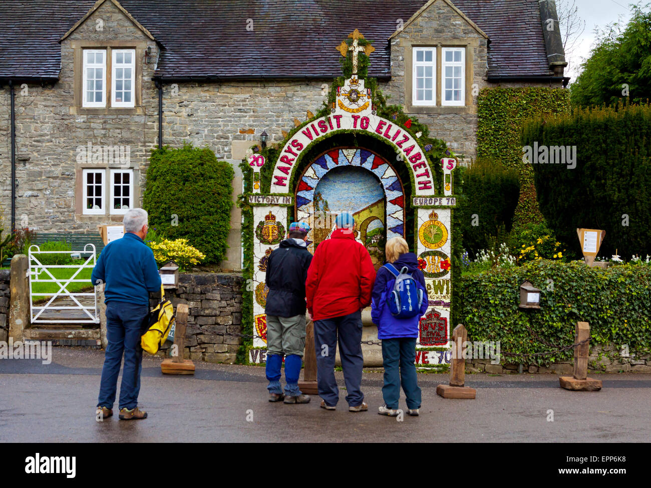 Tissington well dressing hi-res stock photography and images - Alamy
