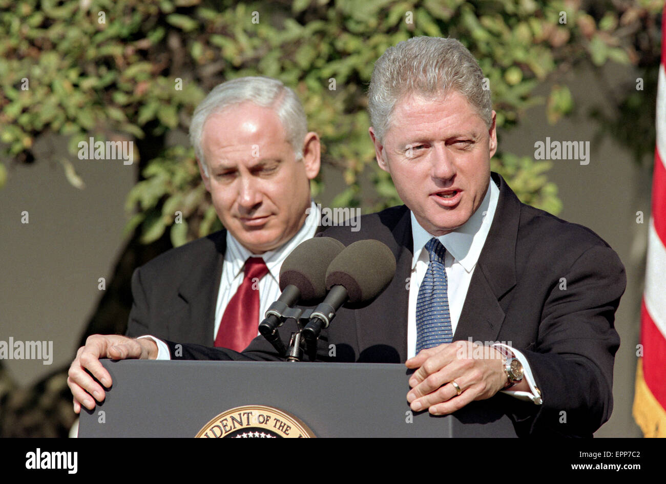 US President Bill Clinton with Israeli Prime Minister Benjamin ...