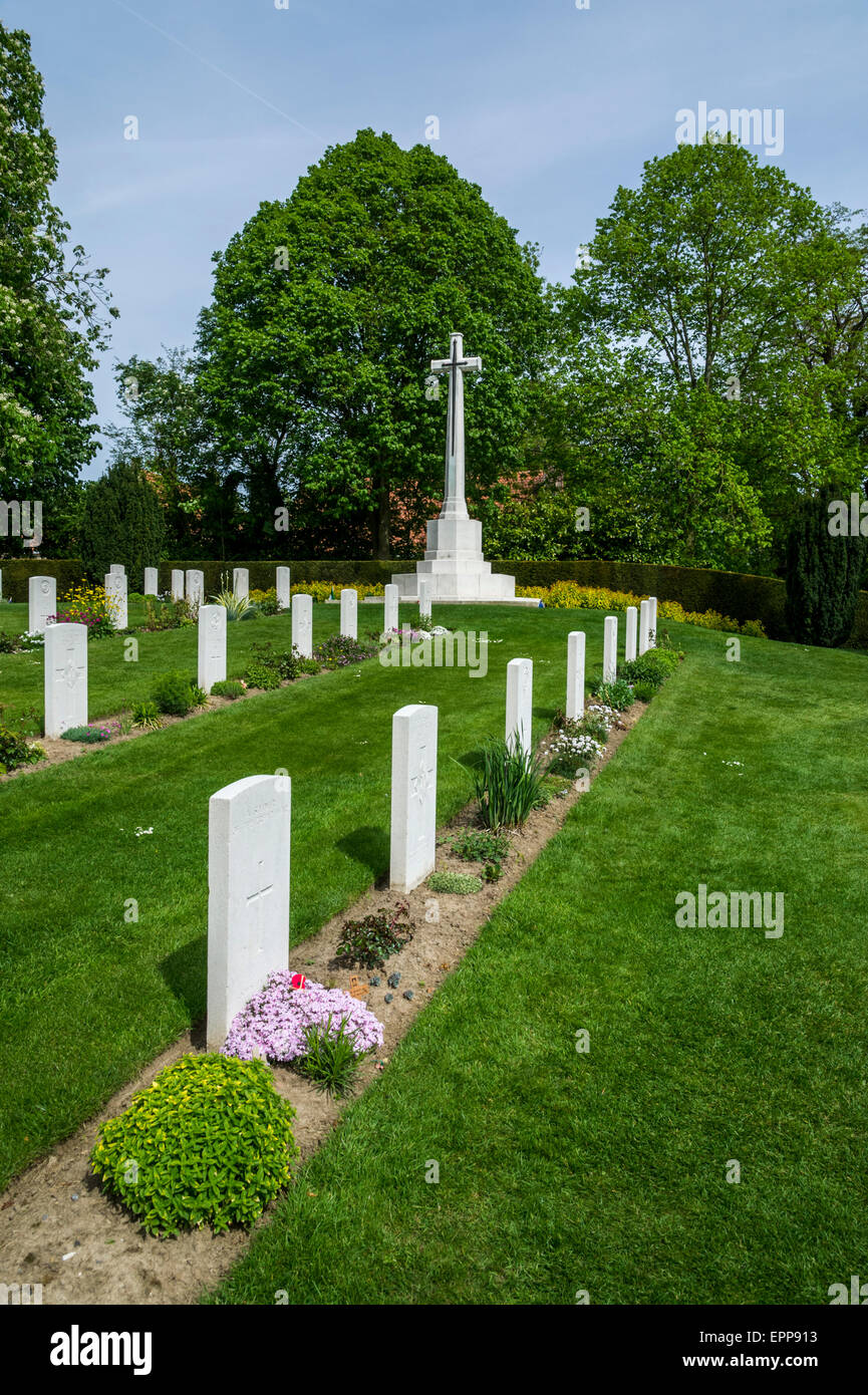 Ypres, Ramparts Military Cemetery Stock Photo - Alamy