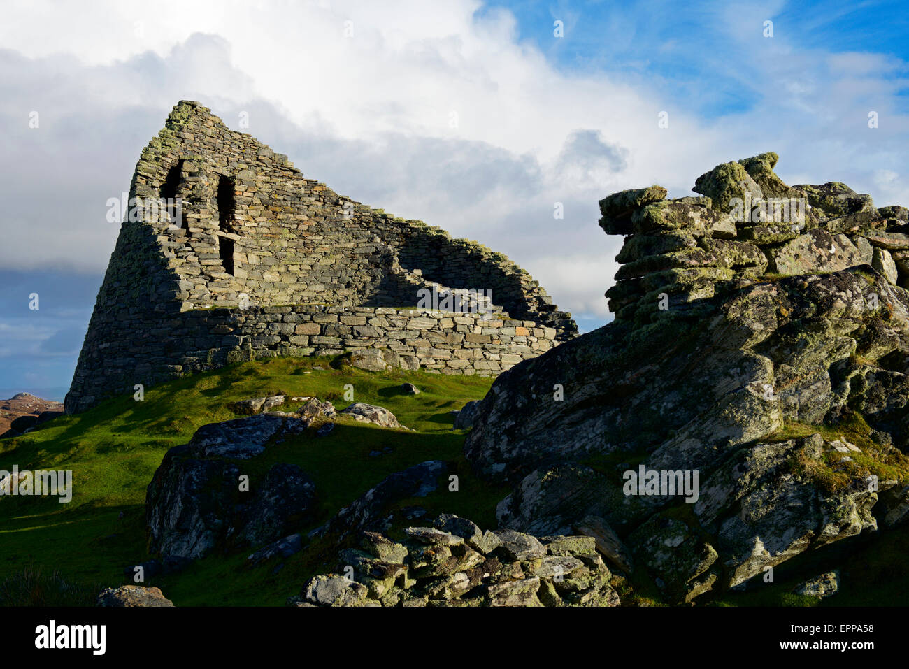 Dun Carloway Broch, Isle of Lewis, Outer Hebrides, Scotland Stock Photo ...