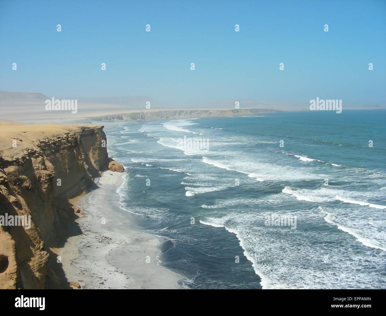Landscape of the Paracas national reserve (Peru Stock Photo - Alamy