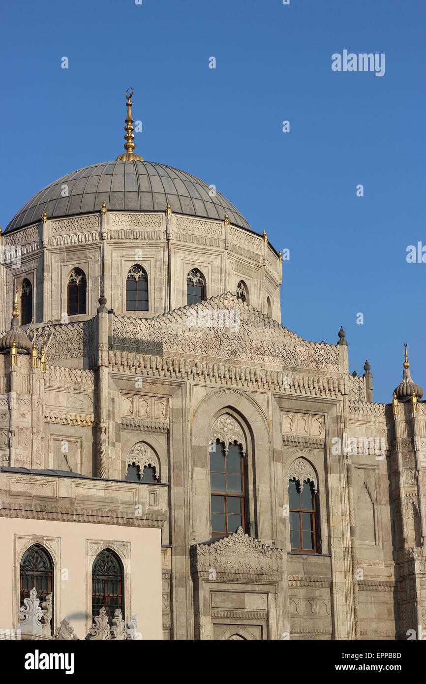 Mixture architecture styles hi-res stock photography and images - Alamy