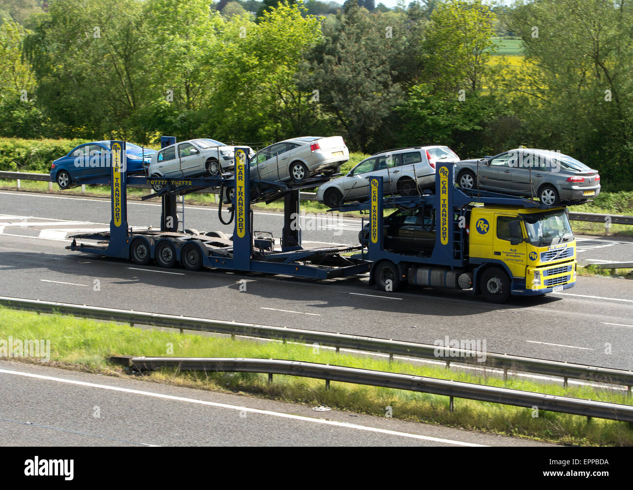 Used cars england hi-res stock photography and images - Alamy
