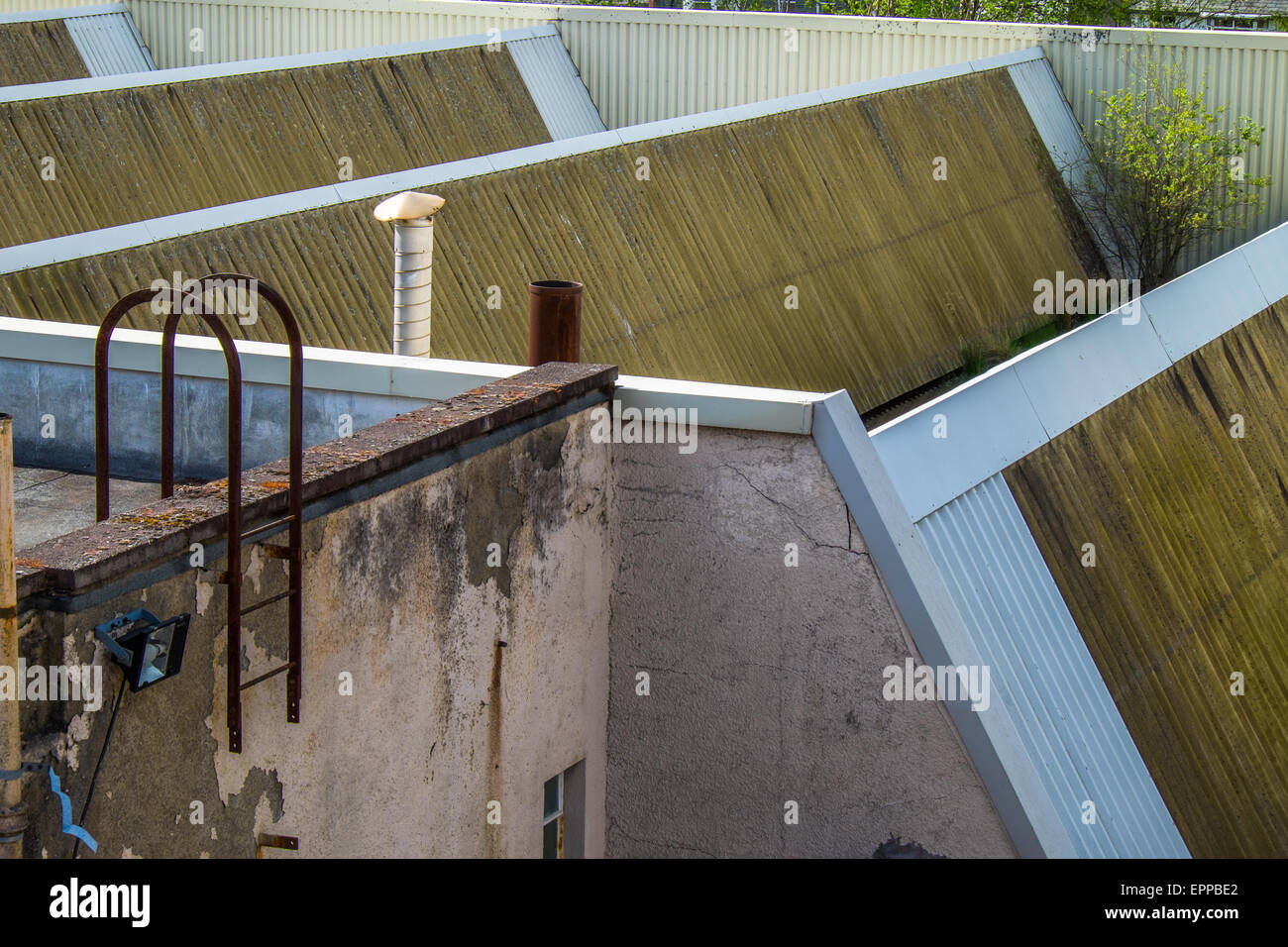Factory roof hi-res stock photography and images - Alamy