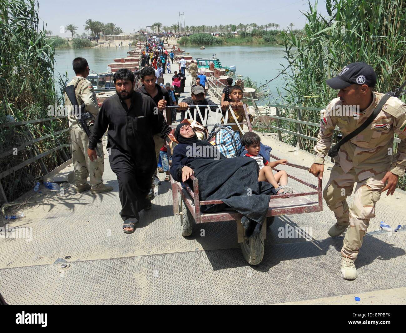 Fallujah bridge hi-res stock photography and images - Alamy