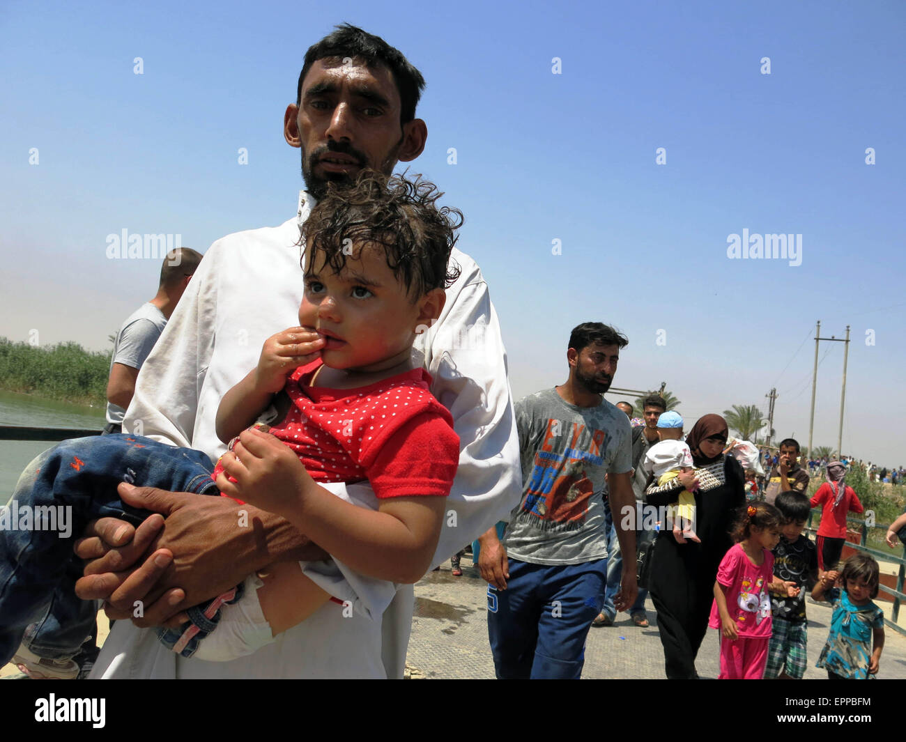 Ramadi. 20th May, 2015. Iraqi people who escaped from the area ...