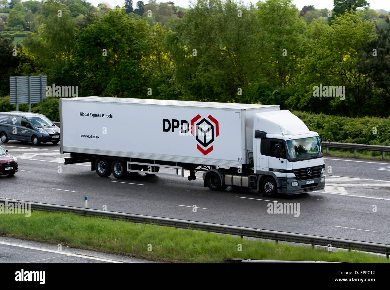 Dpd delivery lorry hi-res stock photography and images - Alamy