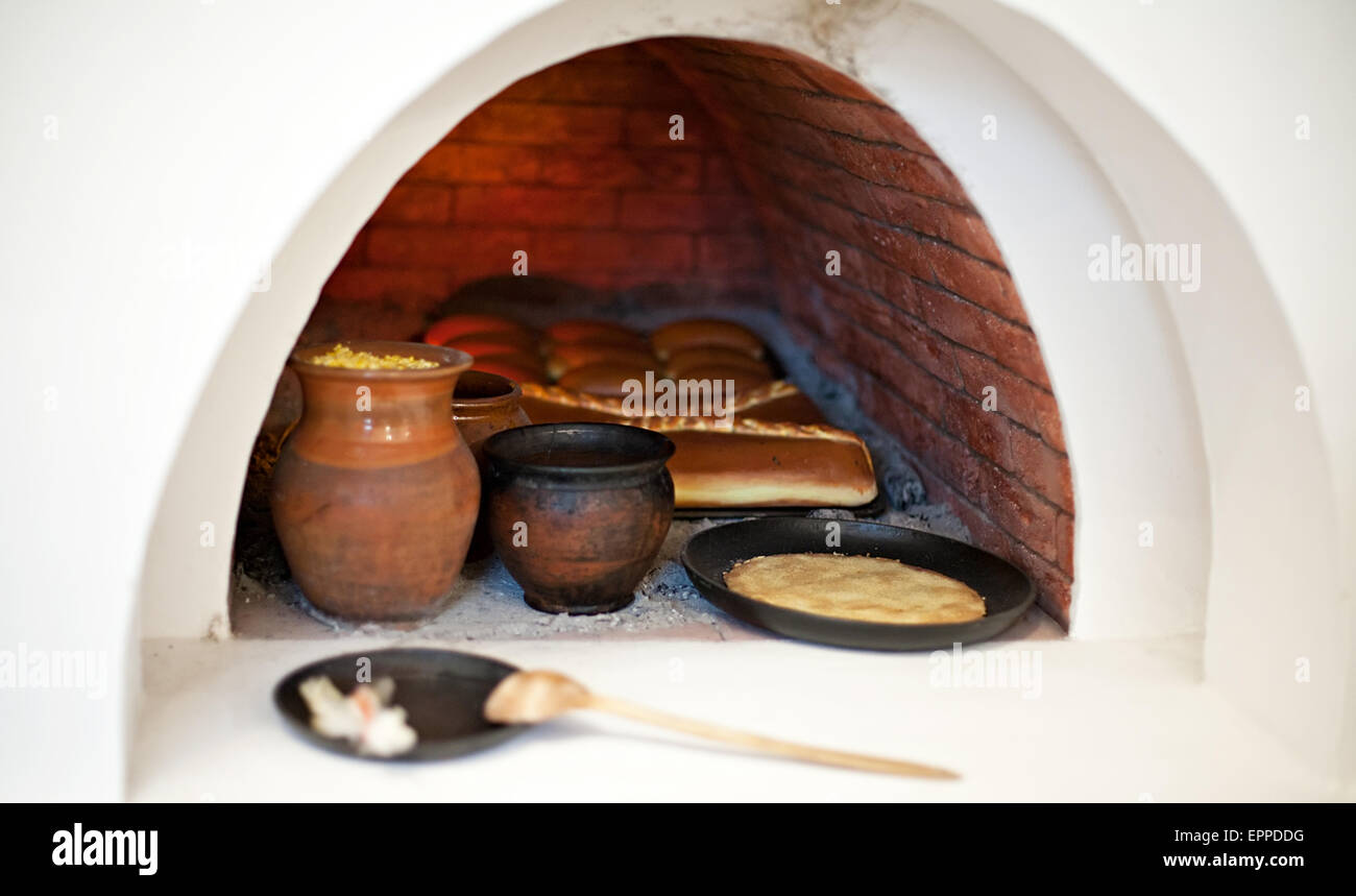 white big stove with pots and food inside Stock Photo - Alamy