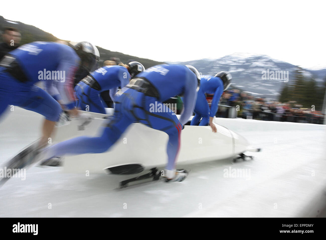 Bobsled hi-res stock photography and images - Alamy