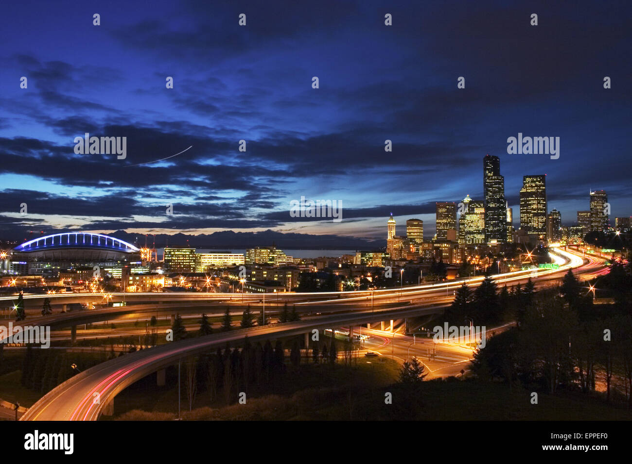 Downtown seattle hi-res stock photography and images - Alamy