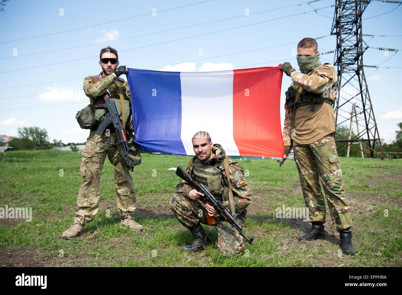 Donetsk, Ukraine. 19th May, 2015. The french fighters display a French ...