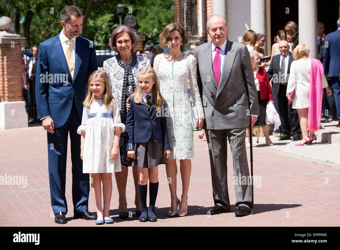 First communion princess leonor spain hi-res stock photography and ...