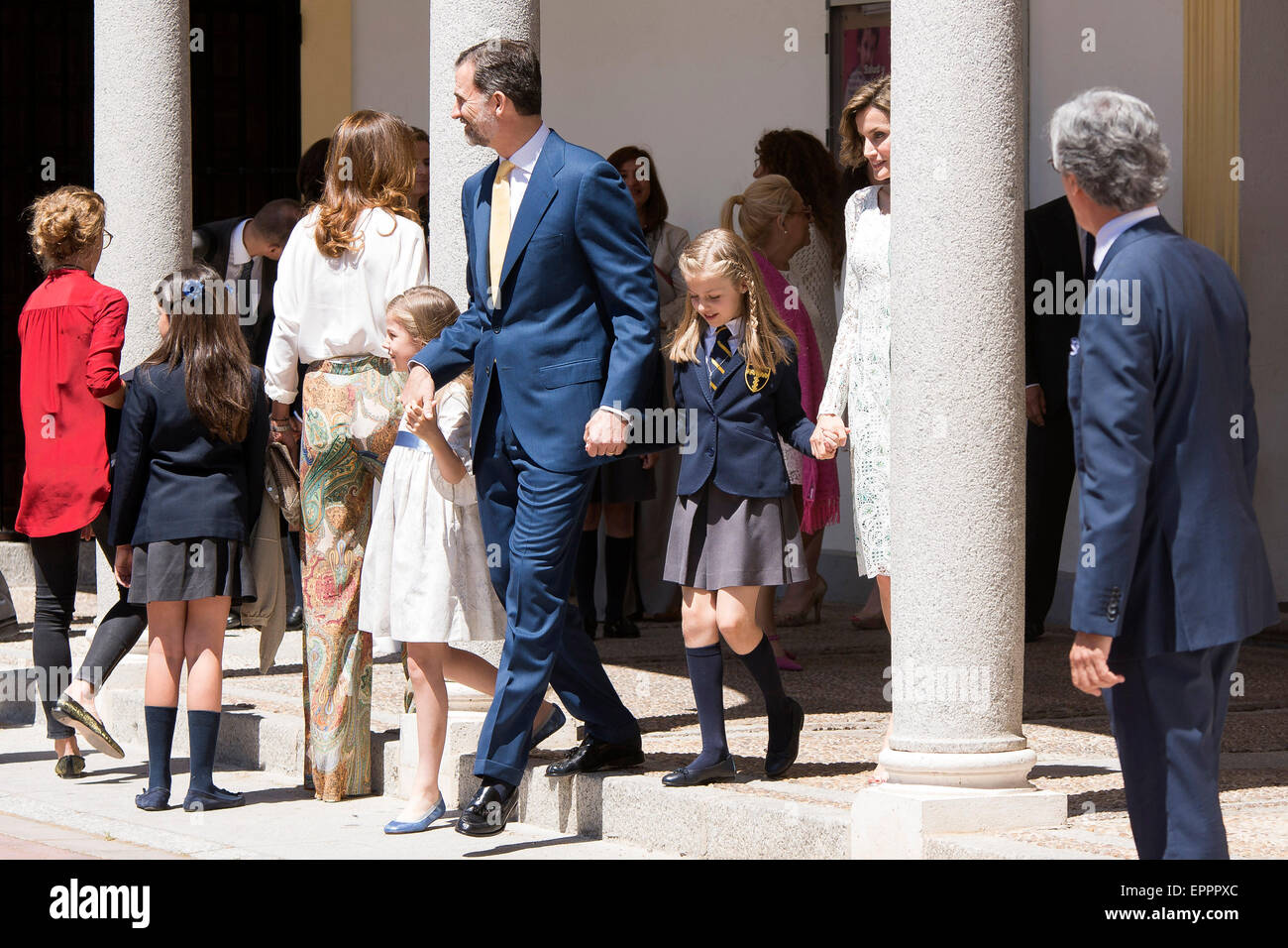 First communion princess leonor spain hi-res stock photography and ...