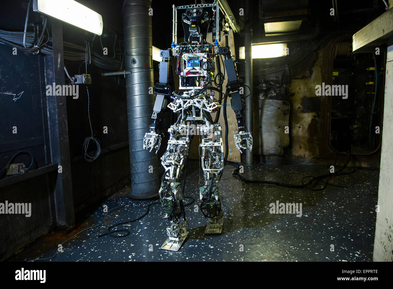 Shipboard autonomous firefighting robot hi-res stock photography and ...
