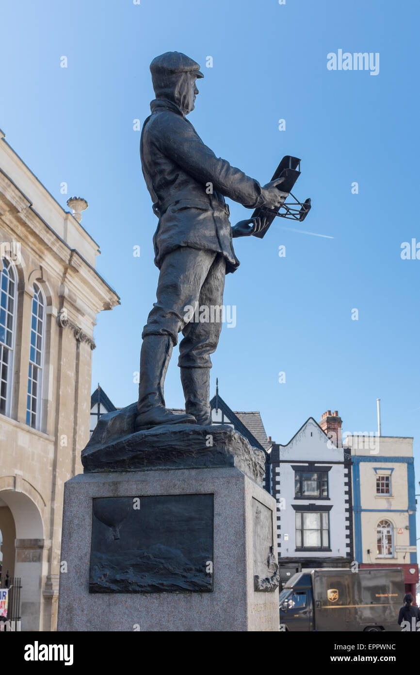 Charles Rolls statue in front of Shire Hall in Agincourt Square ...