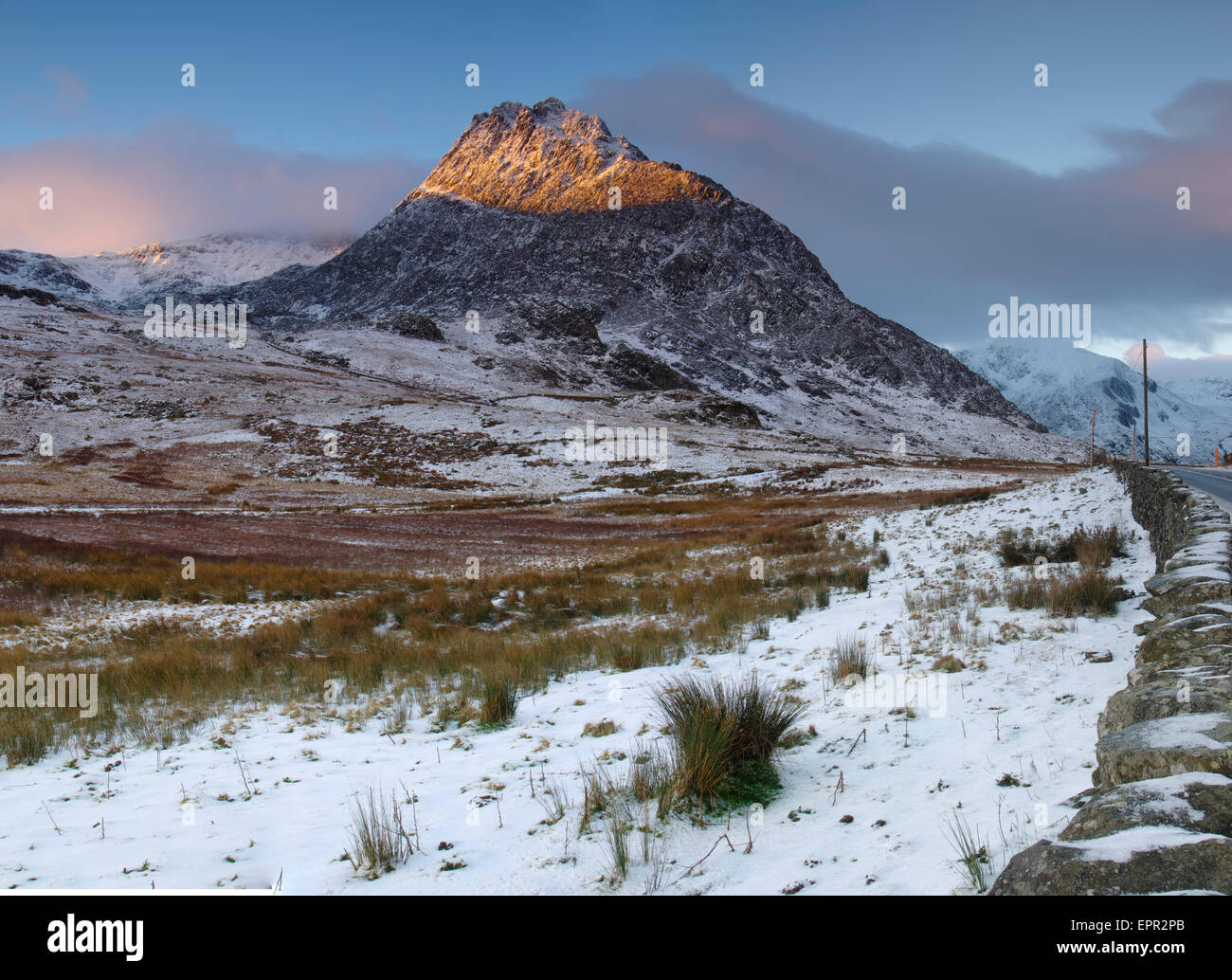 Ogwen Valley Snowdonia High Resolution Stock Photography and Images - Alamy