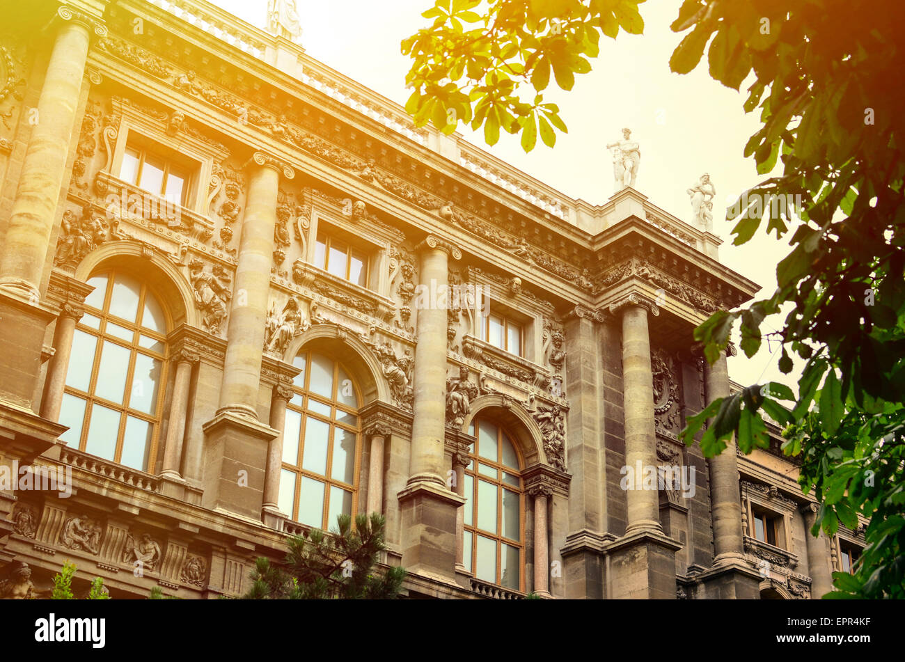 National library in vienna collection hi-res stock photography and ...