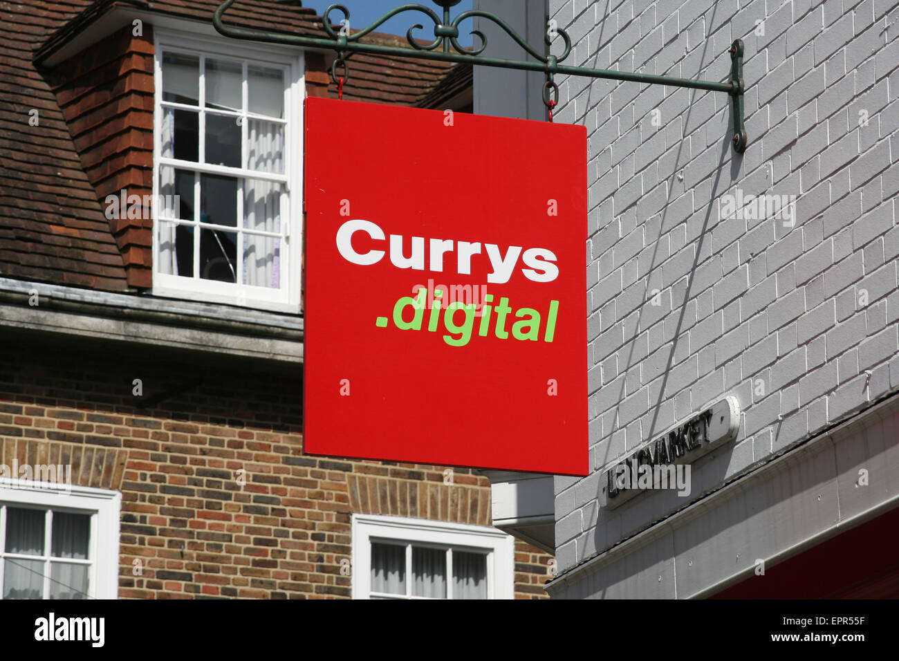 Currys digital hi-res stock photography and images - Alamy