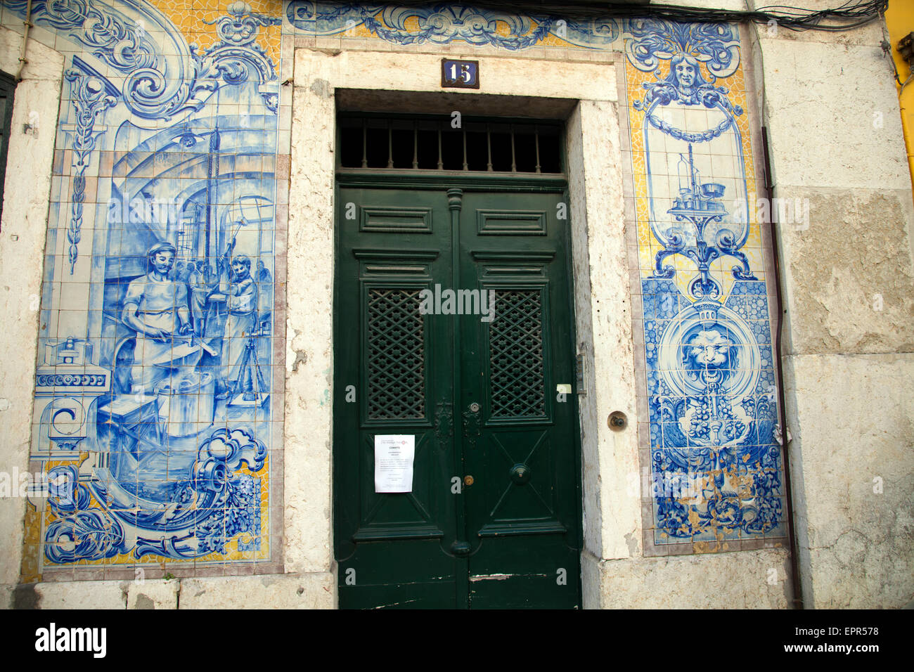 Azulejos doorway hi-res stock photography and images - Alamy