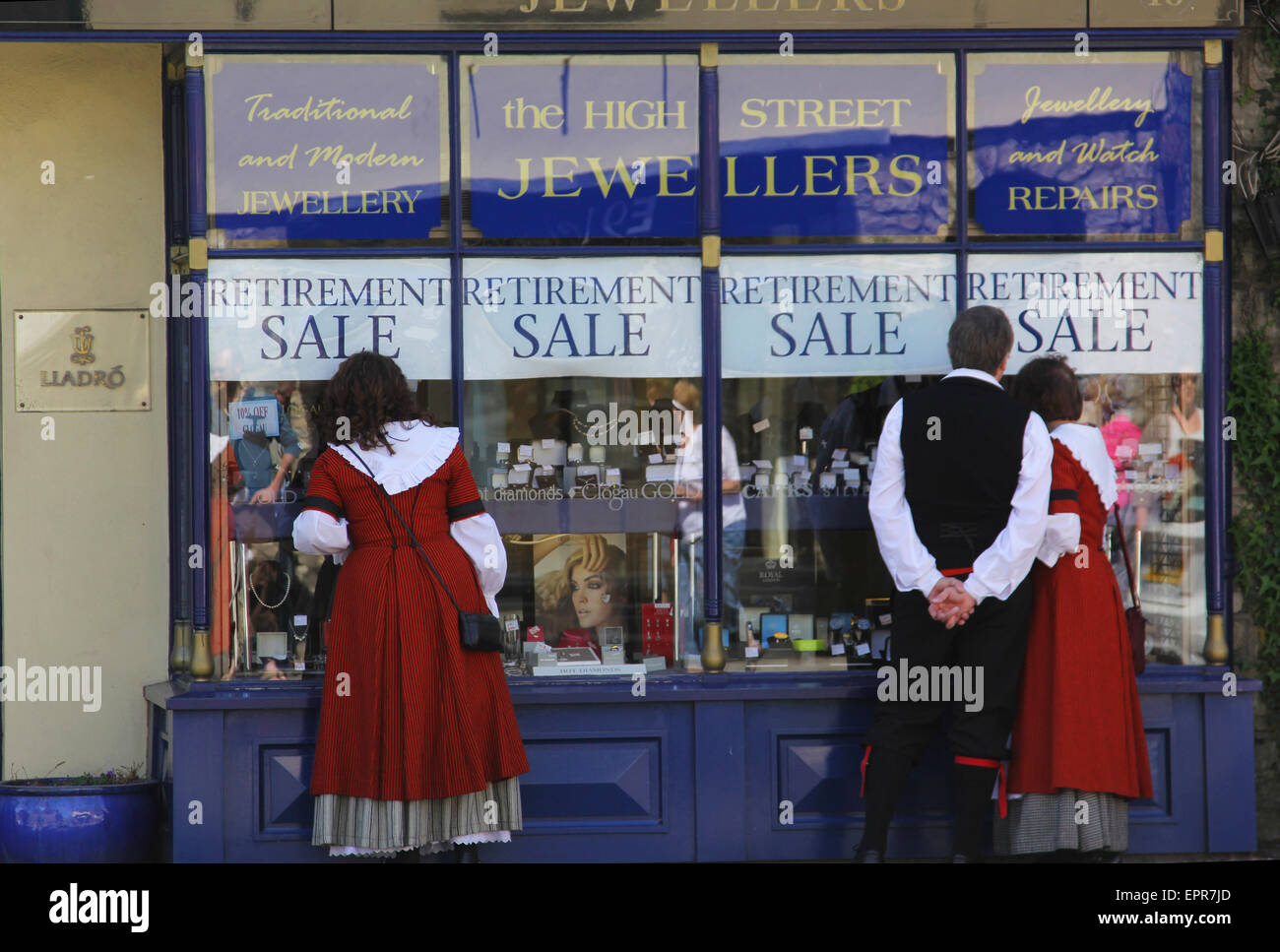 Traditional welsh costume hi-res stock photography and images - Alamy