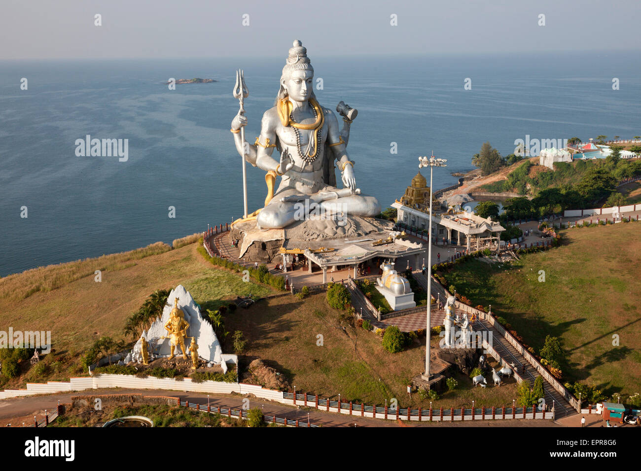 giant Lord Shiva statue at Murudeshwar temple, Murudeshwar, Karnataka ... giant Lord Shiva statue at Murudeshwar temple, Murudeshwar, Karnataka ...