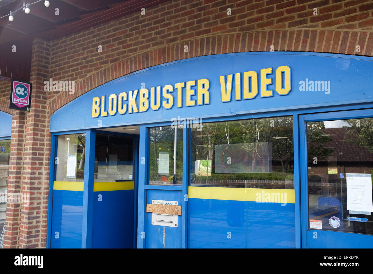 Blockbuster Video Store High Resolution Stock Photography and Images ...