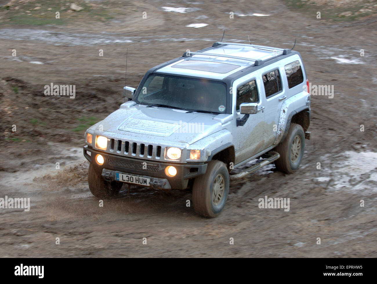 Hummer H3 driving off road Stock Photo - Alamy