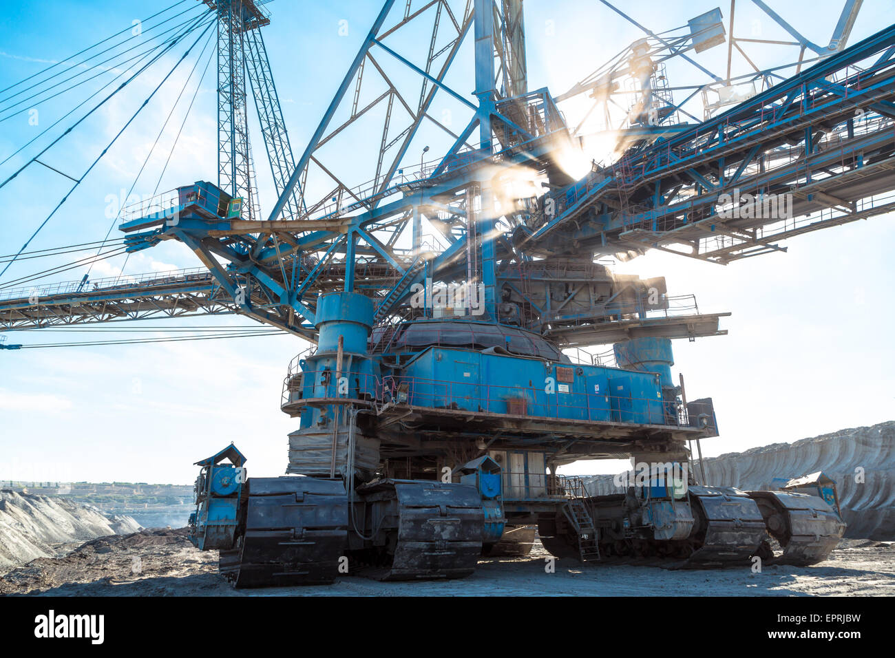 Industrial industry machine machinery mover hi-res stock photography ...