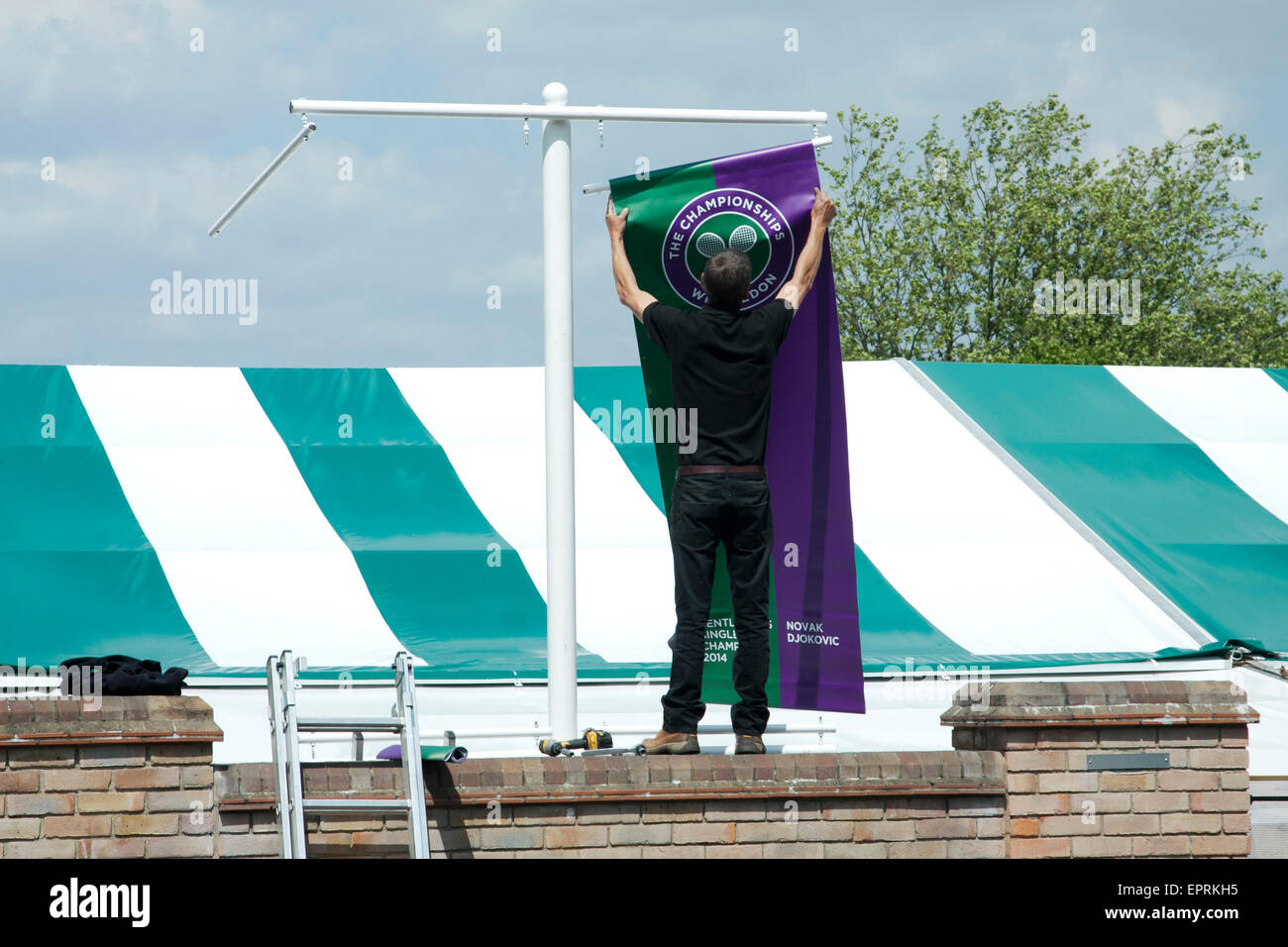 Gentlemen wimbledon champion hi-res stock photography and images - Alamy