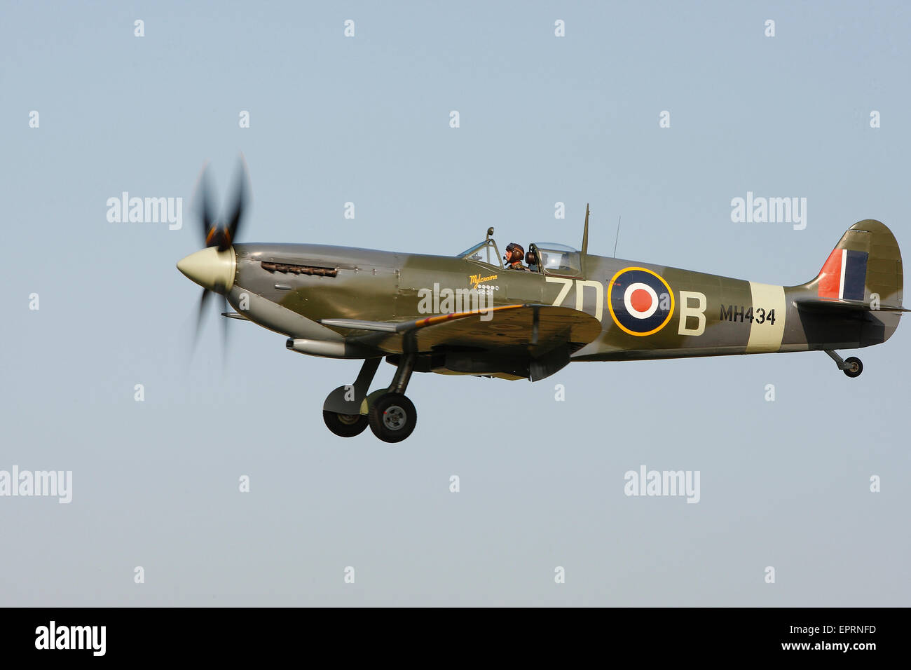 Supermarine spitfire engine hi-res stock photography and images - Alamy